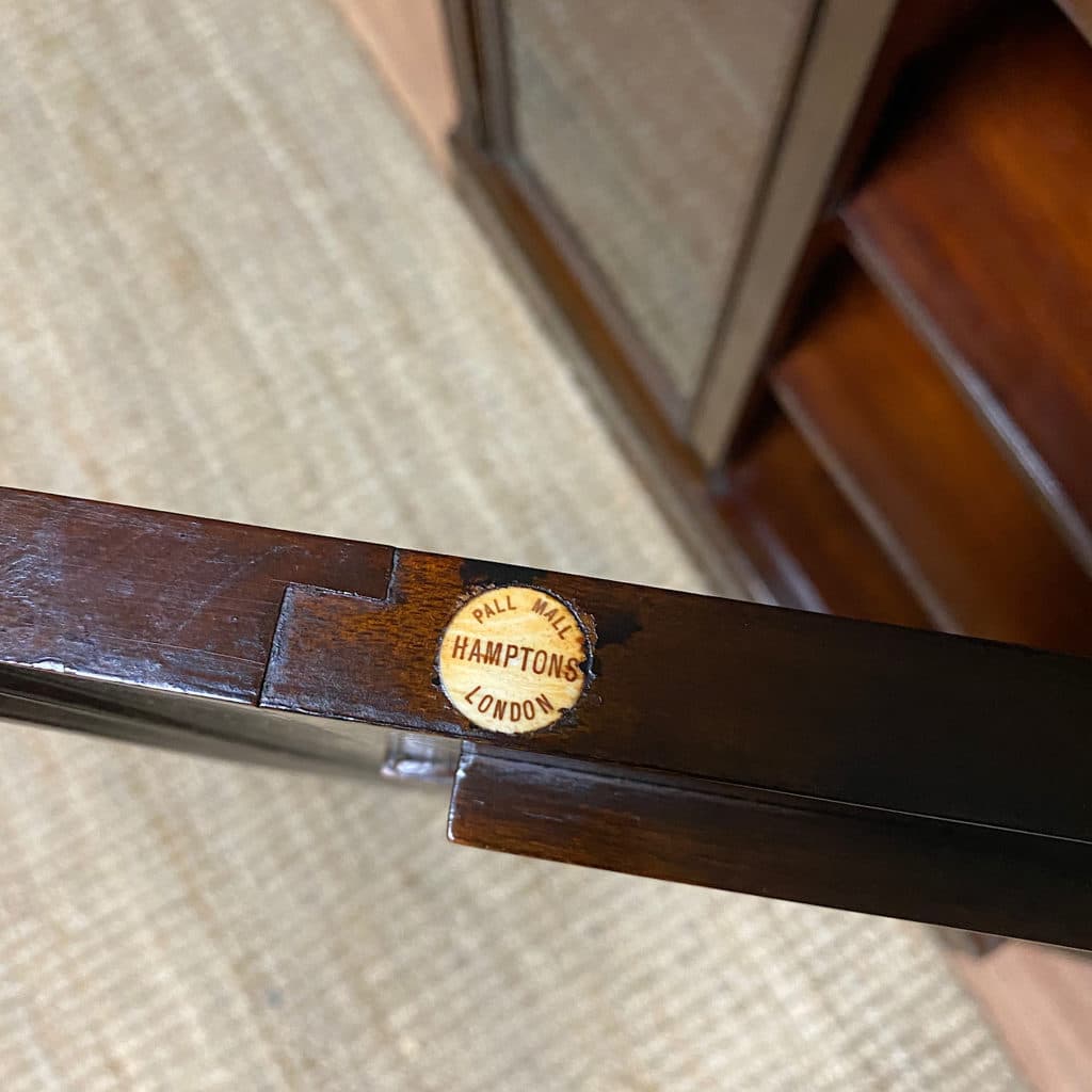Hampton and Sons Antique Furniture - Antiques World