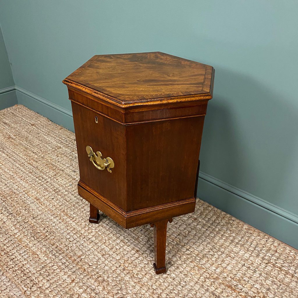 Georgian Mahogany Cross-Banded Antique Cellarette - Antiques World