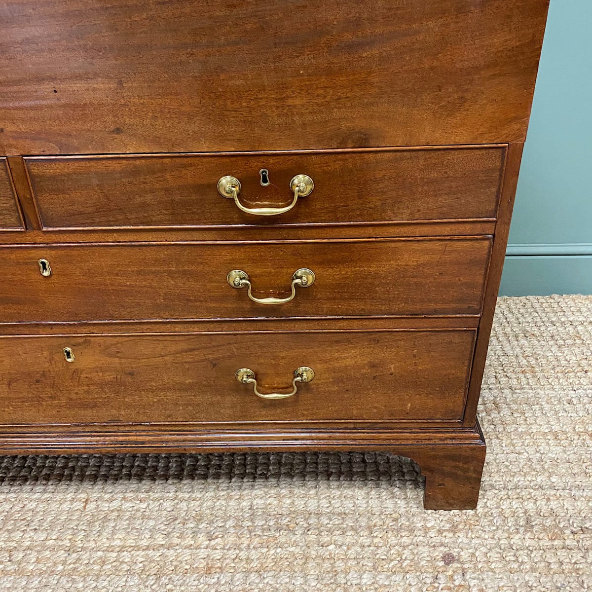 Spectacular Quality Georgian Mahogany Antique Chest - Antiques World