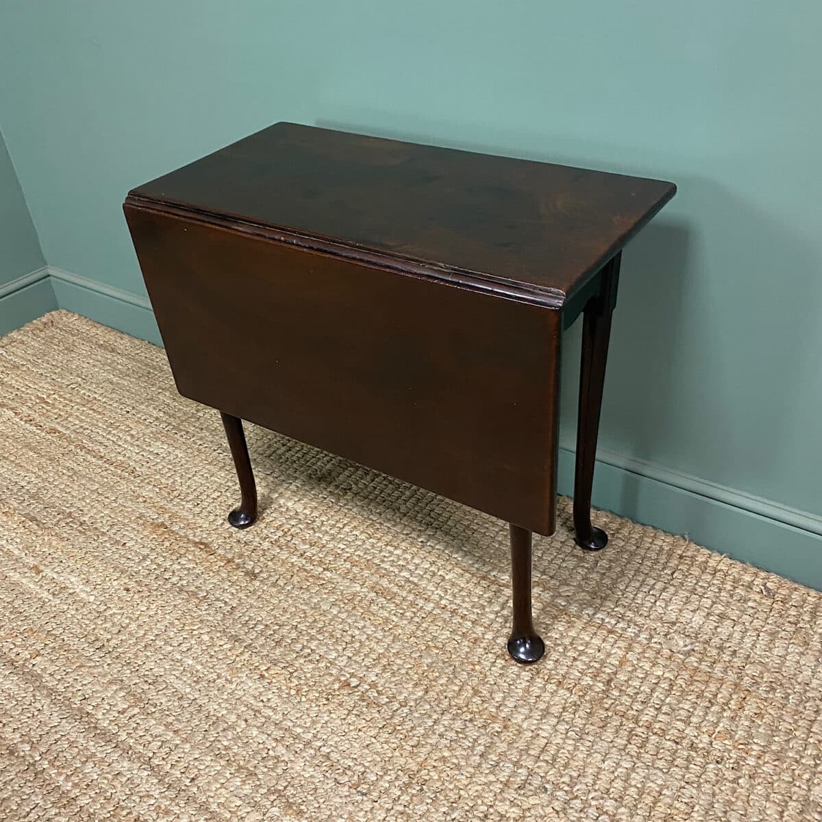 Georgian Mahogany Drop Leaf Antique Side Table - Antiques World