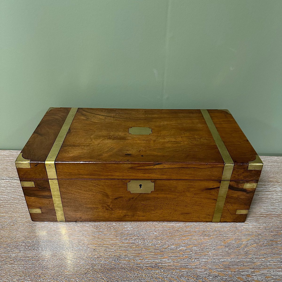 Stunning Walnut Antique Victorian Writing Slope - Antiques World