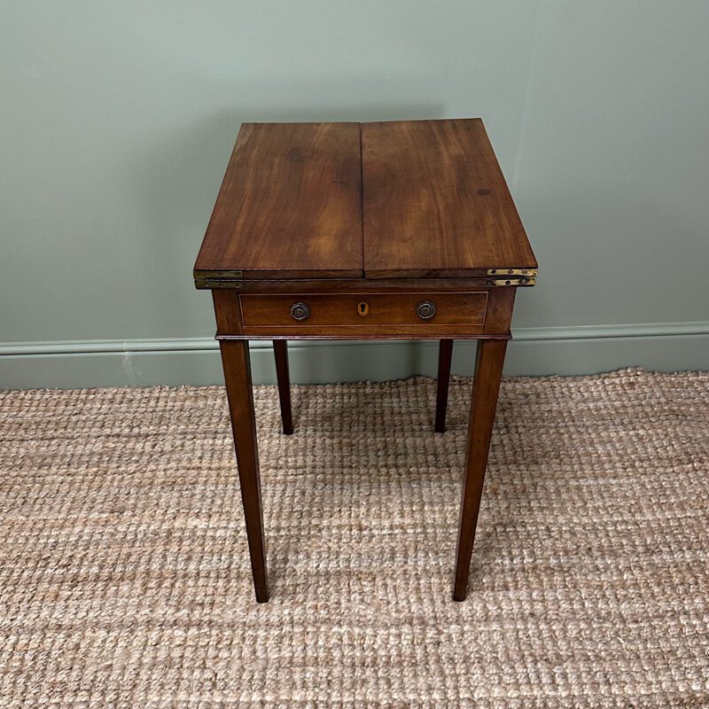 Antique Tables For Sale - Antiques World