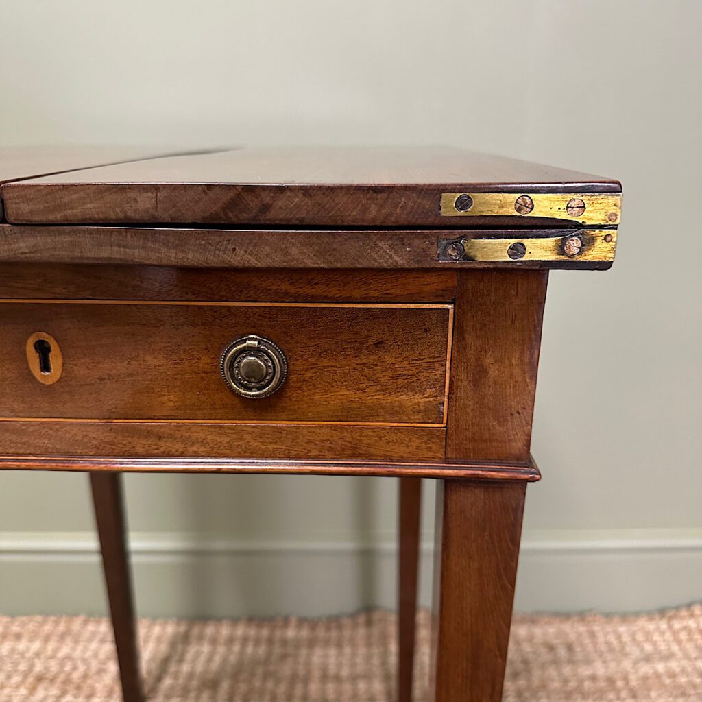 Antique Tables For Sale - Antiques World