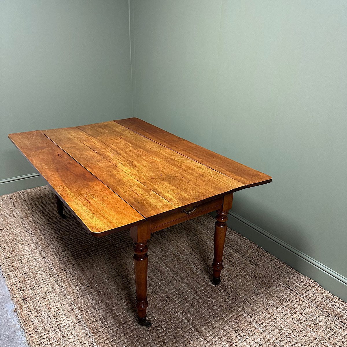 Antique Tables For Sale - Antiques World